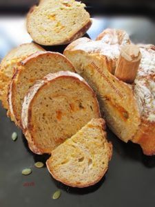 Ekşi Mayalı Bal Kabaklı Ekmek | Mutfak Penceresi